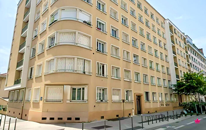 Villeurbanne, Perrallière - Appartement 3 pièces à louer
