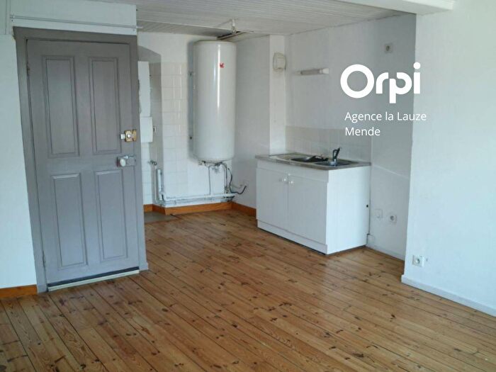 Appartement à louer - Centre Ville, Mende - 1 pièce