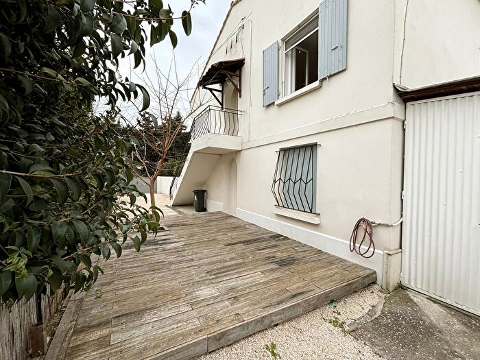 Appartement à vendre - Arles, Trébon - 4 pièces - 3 chambres