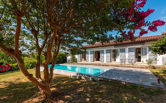 Maison 5 pièces à vendre à Bassussarry