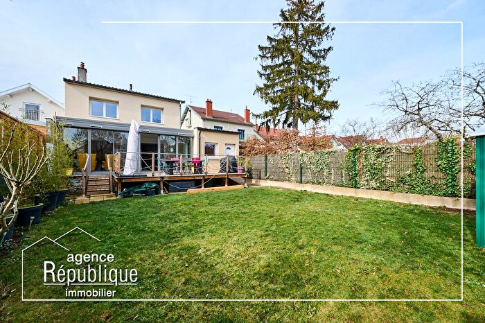 Maison à vendre - Dijon, Colombière, Parc Chevreul - 9 pièces - 6 chambres