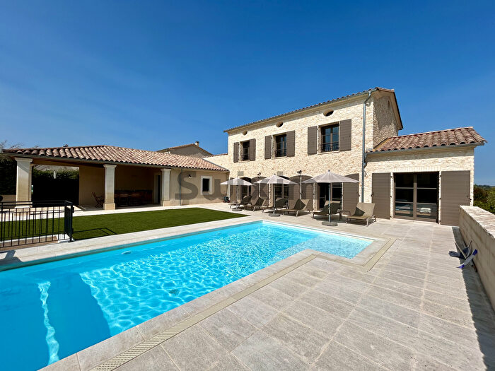 Maisons à vendre et appartements à louer - 1