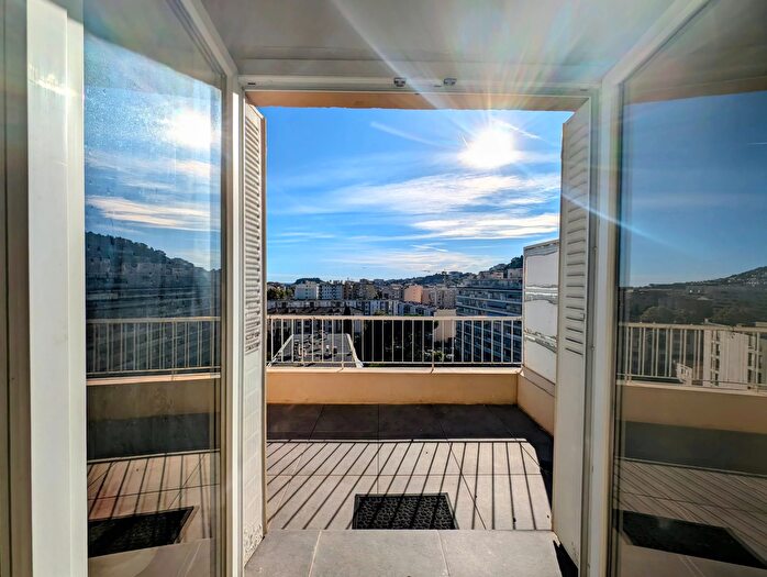 Appartement à vendre - Nice, Pasteur - 2 pièces - 1 chambre