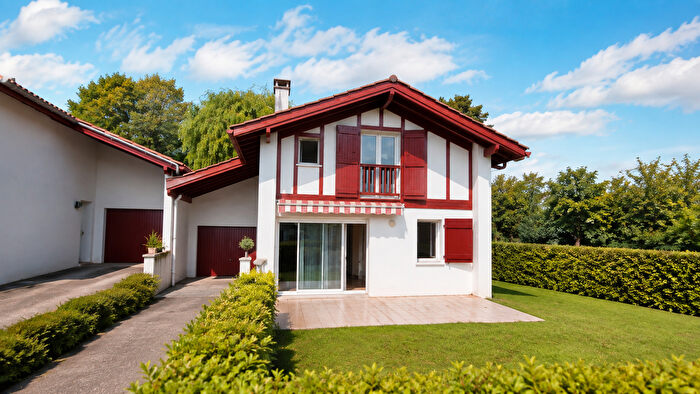 Maison 4 pièces à Ustaritz, à vendre