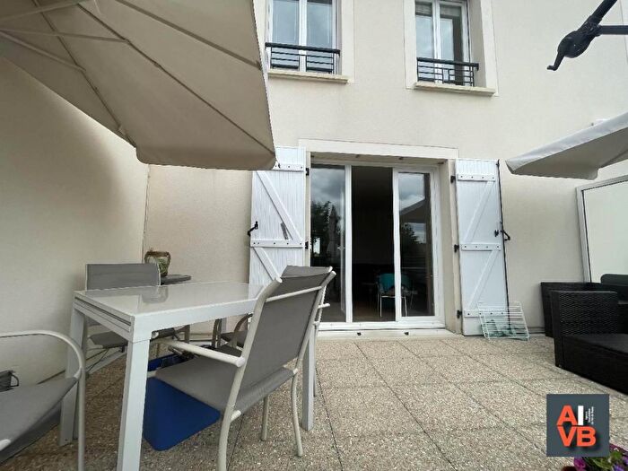 Maison à vendre - Bussy-Saint-Georges - 5 pièces - 4 chambres