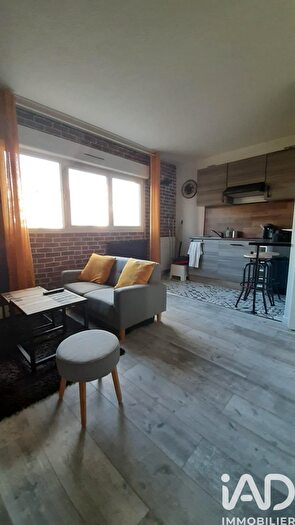 Appartement à vendre - Saint-Denis, Champ de Courses - 1 pièce