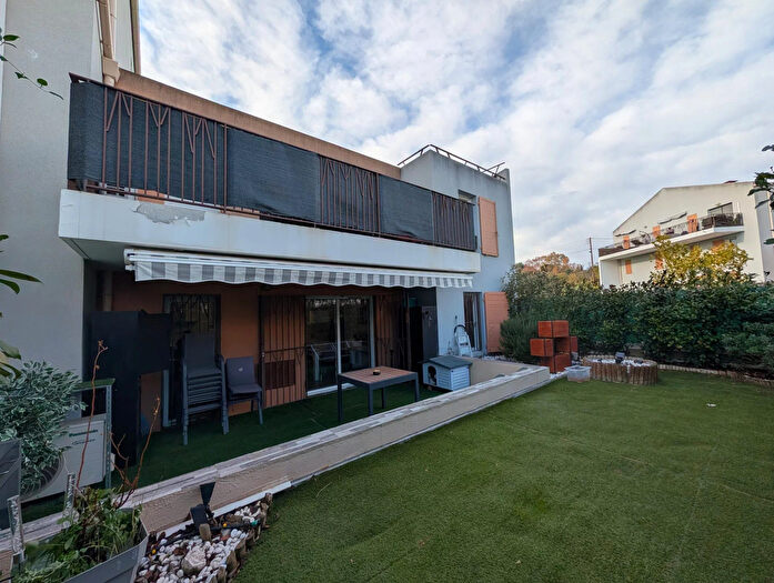 Appartement à vendre - Marseille e , Sainte-Marthe - 2 pièces - 1 chambre