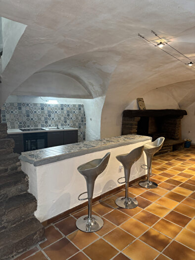 Maison à vendre - Pompignan - 6 pièces - 4 chambres