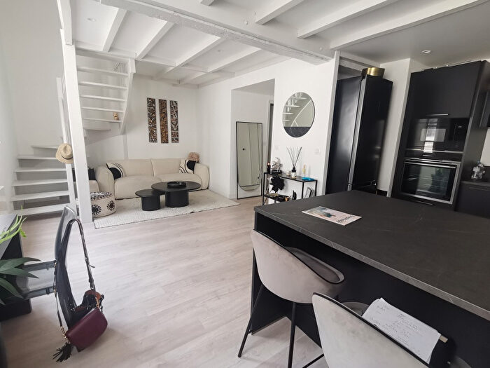 Appartement à vendre - Tours, Centre-ville - 3 pièces - 2 chambres