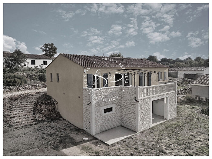 Maison à vendre - Lorgues - 5 pièces - 4 chambres