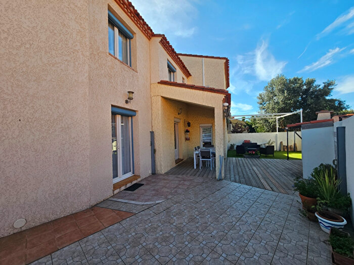 Maison à vendre - Saint-Laurent-de-la-Salanque - 5 pièces - 4 chambres