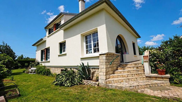 Maison 7 pièces à Flins-sur-Seine, à vendre