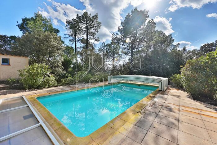 Maison à vendre - Sillans-la-Cascade - 5 pièces - 3 chambres