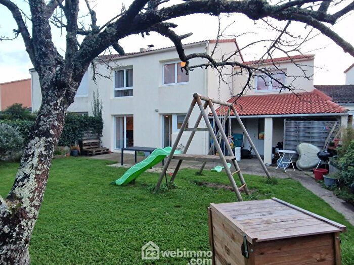 Maison à vendre - La Roche-sur-Yon, Val dOrnay, Saint-André dOrnay, Forges - 5 pièces - 4 chambres