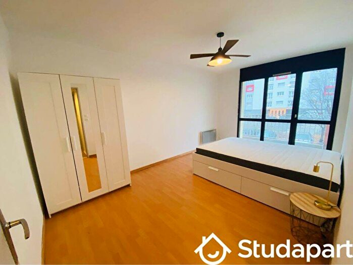 Appartement à louer - Neudorf Est Centre, Strasbourg - 1 pièce - 1 chambre