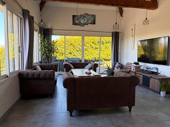 Maison 5 pièces à vendre à Ménilles