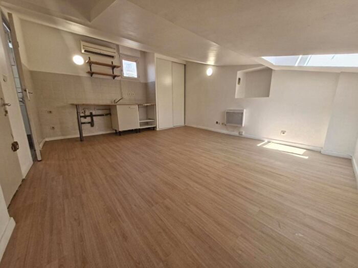 Marseille 5ème, Baille : Appartement 1 pièce à louer