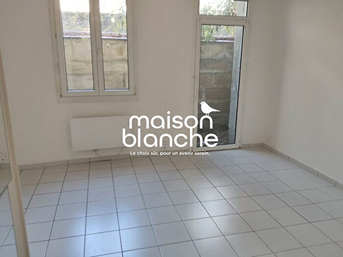 Appartement 1 pièce à Bordeaux, Victoire, Sainte-Eulalie, à louer