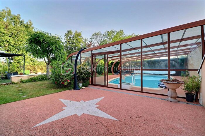 Maison à vendre - Thiers - 5 pièces - 4 chambres