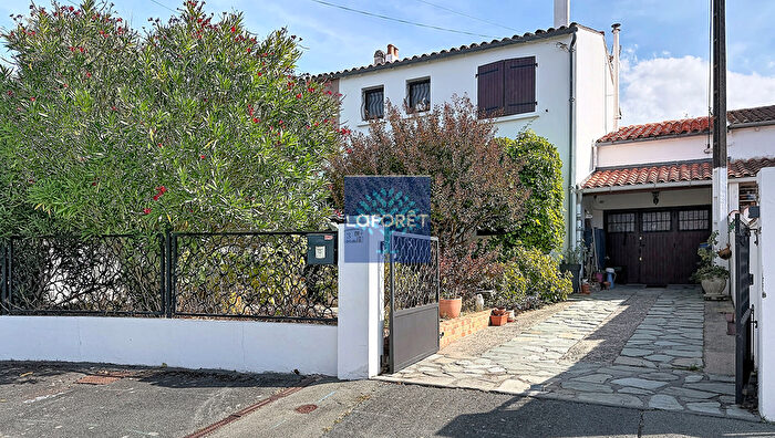 La Rochelle, Petit Marseille, Villeneuve-les-Salines - Maison 5 pièces à vendre