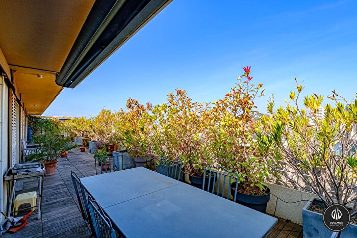 Appartement à vendre - Marseille e , Sainte-Anne - 6 pièces - 4 chambres