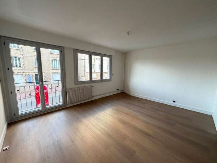 Centre-Hôtel de Ville, Limoges - Appartement 3 pièces à louer