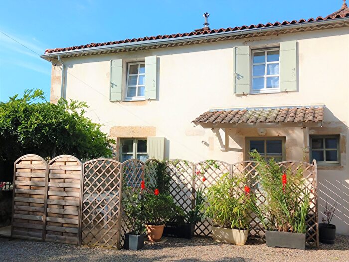 Maison à louer - Bazas - 5 pièces - 3 chambres