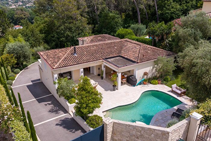 Mouans-Sartoux : Maison 9 pièces à vendre