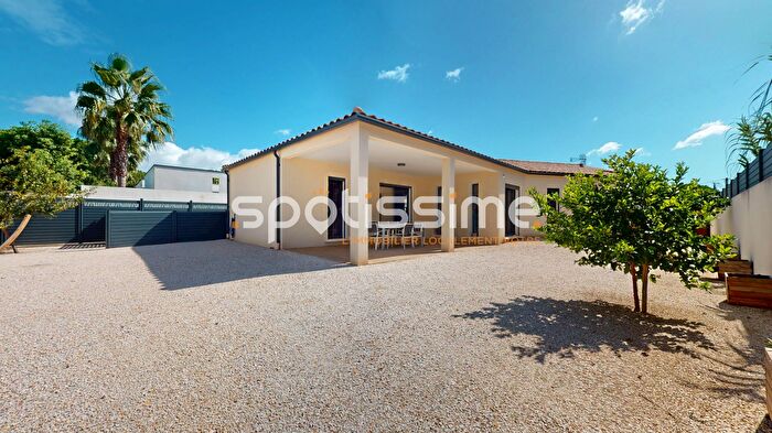 Maison à vendre - Agde, Le Grau dAgde - 6 pièces - 5 chambres