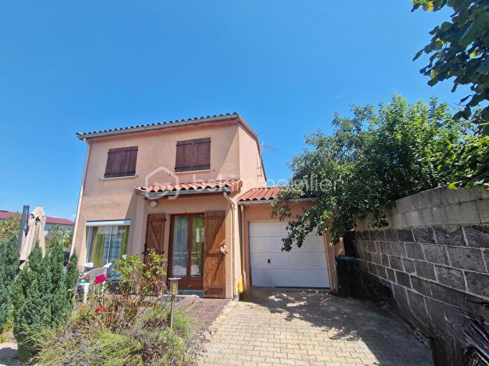 Maison à vendre - Sury-le-Comtal - 4 pièces - 3 chambres