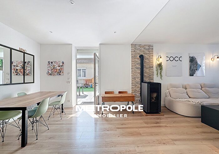 Appartement à vendre - Tarare - 4 pièces - 3 chambres