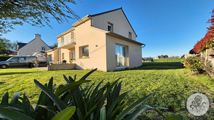 Maison à vendre - Hénansal - 8 pièces - 5 chambres