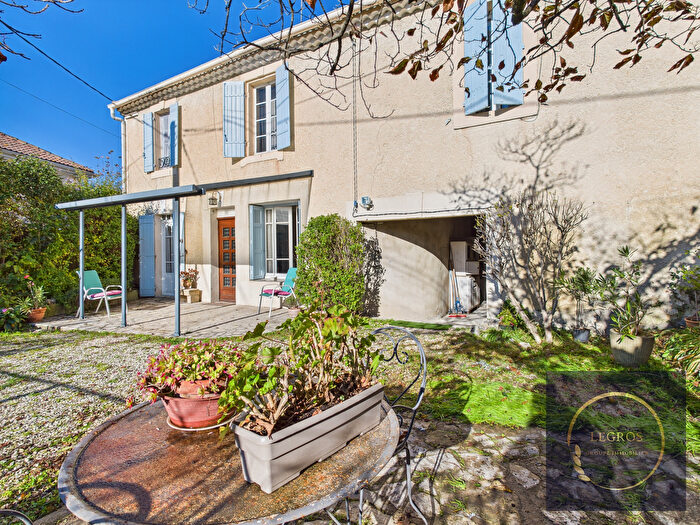 Maison à vendre - Châteaurenard, Jentelin, Route dAvignon, Confignes - 5 pièces - 3 chambres