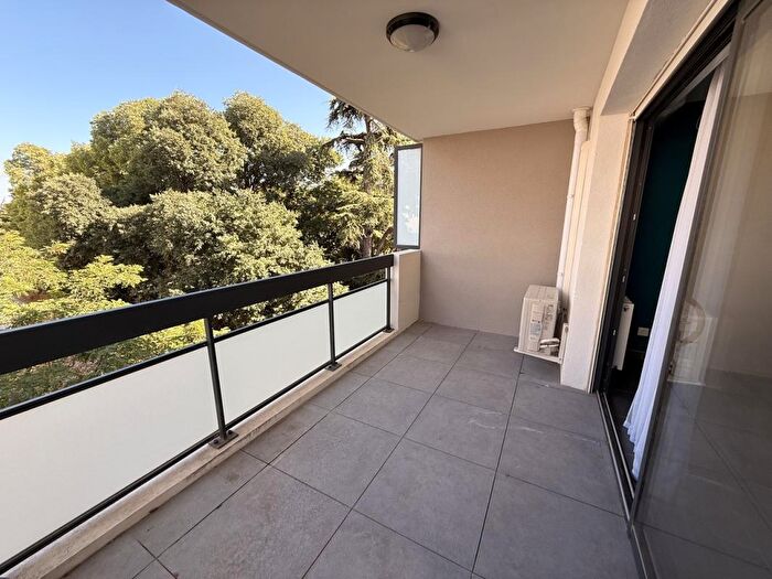 Appartement 3 pièces à vendre à Marseille 10ème, Saint-Tronc