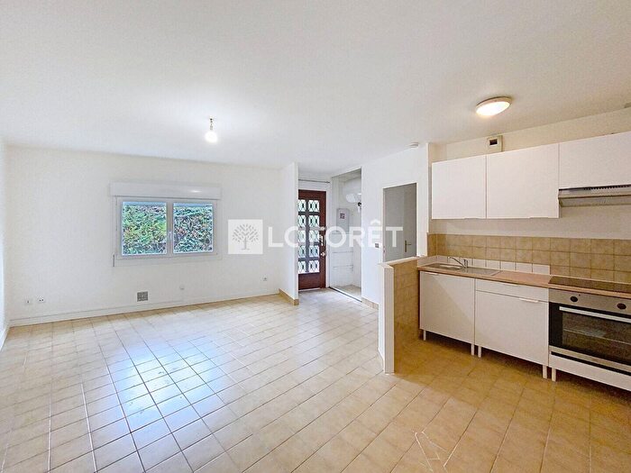 Maison 3 pièces à louer à Delaune, Villejuif