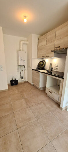 Appartement à vendre - Rocquencourt - 2 pièces - 1 chambre