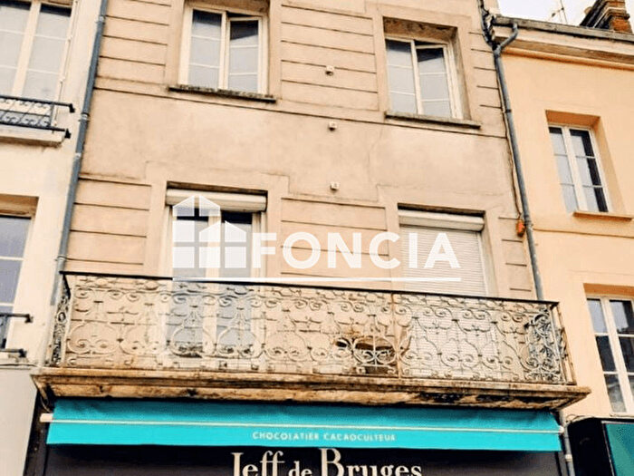 Appartement à vendre - Fontainebleau, Centre-ville - 3 pièces - 2 chambres