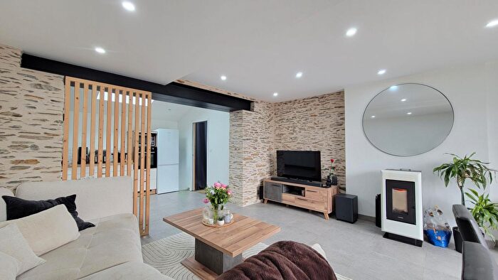 Maison à vendre - Segré - 4 pièces - 3 chambres