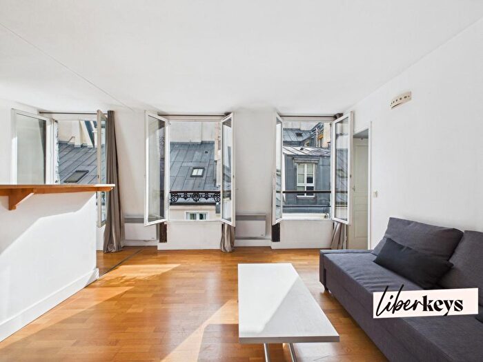 Paris 3ème, Enfants Rouges, Bretagne : Appartement 2 pièces à vendre