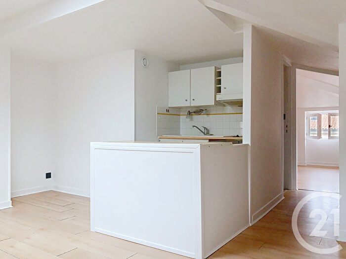 Appartement à vendre - Rochefort, Centre-ville - 2 pièces - 1 chambre