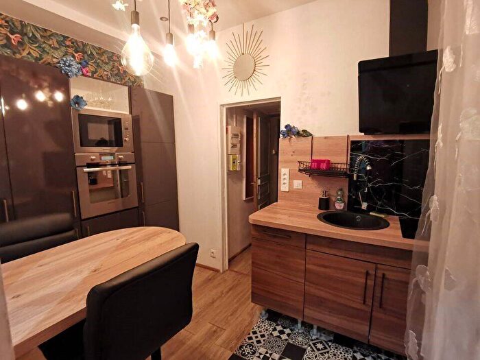 Appartement à louer - Clignancourt-Jules Joffrin, Paris ème arrondissement - 1 pièce