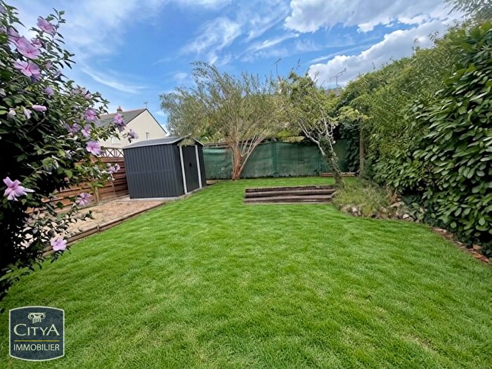 Maison 5 pièces à Joué-lès-Tours, Vallée Violette, Grande Bruère, à vendre