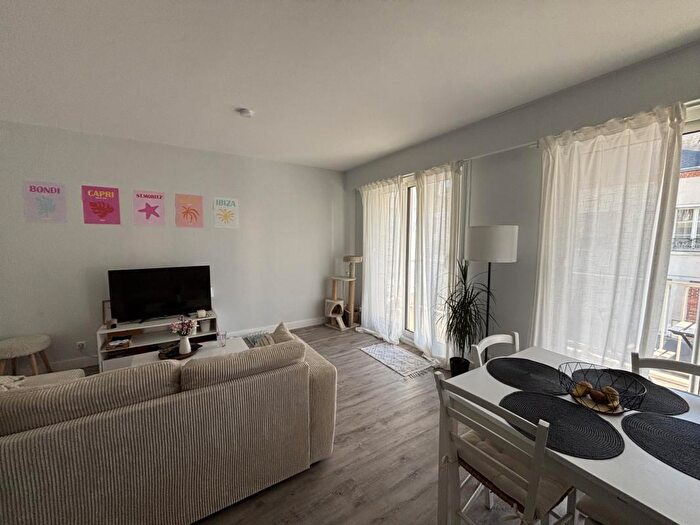 Orléans, Dunois, Châteaudun : Appartement 2 pièces à louer