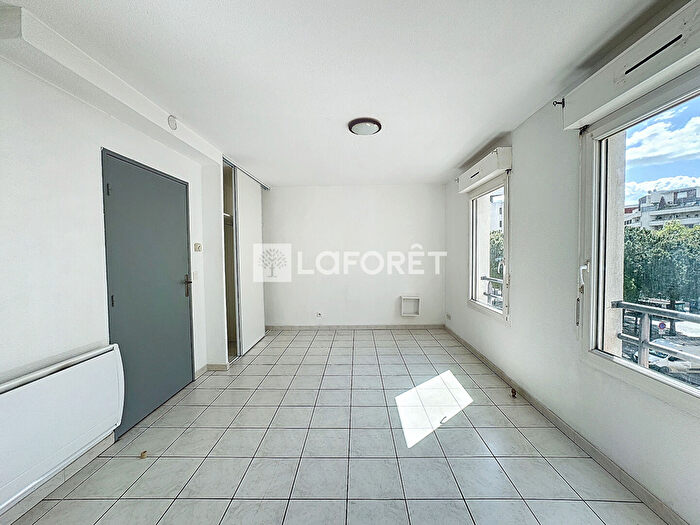 Appartement 1 pièce à Montpellier, Port Marianne, Richter, à louer