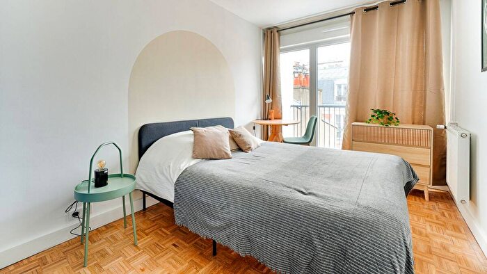 Dupleix-Motte Picquet, Paris 15ème arrondissement : Appartement 1 pièce à louer