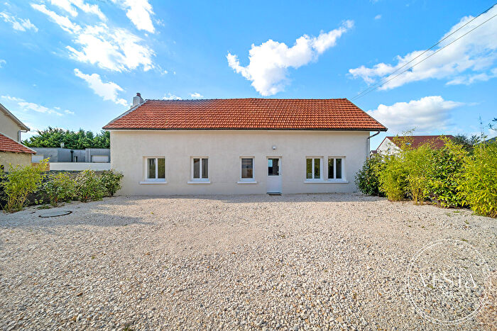 Maison à vendre - Quetigny - 5 pièces - 3 chambres