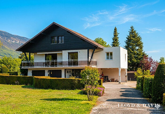 Maison à vendre - La Motte-Servolex - 7 pièces - 4 chambres