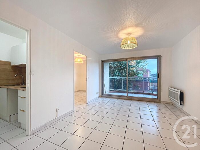 Appartement à louer - Mandelieu-la-Napoule, Capitou - 2 pièces - 1 chambre