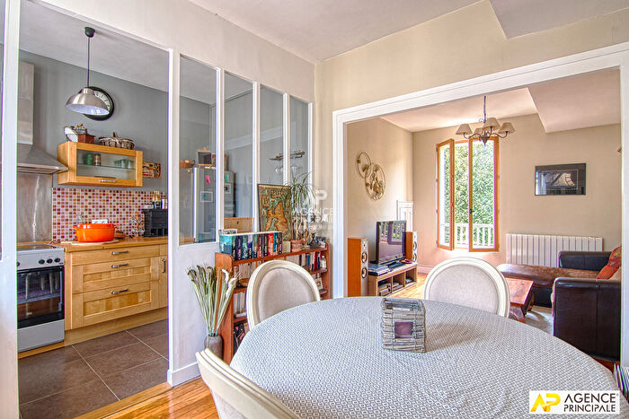 Appartement à louer - Versailles, Notre Dame - 3 pièces - 2 chambres