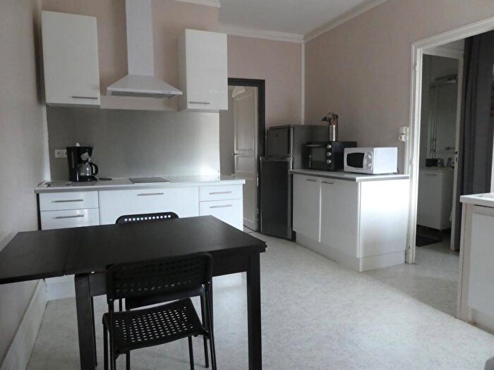 Appartement à louer - Foch, Le Creusot - 1 pièce